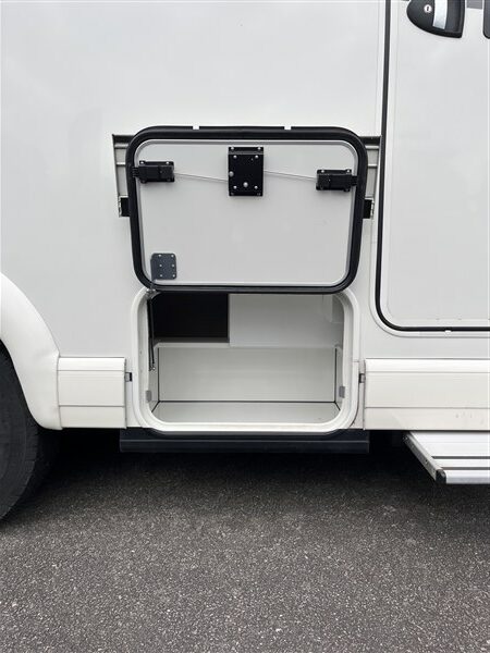Carthago C Tourer I 143 LE - Arc en ciel Campings cars